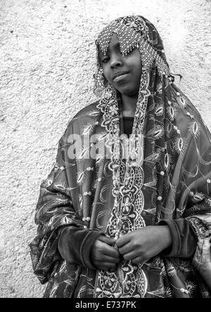 Harari Woman In Traditional Costume, Harar, Ethiopia Stock Photo - Alamy