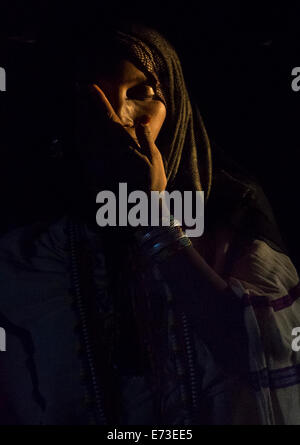 Karrayyu Tribe Woman Inside Her House Lighten By A Ray Of Light ...