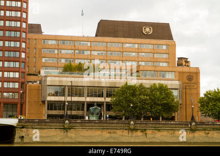 IMO International Maritime Organization Headquarters on the Albert ...