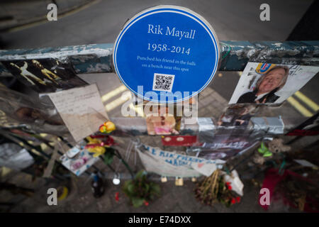 London, UK. 6th Sept, 2014. Rik Mayall 'blue plaque' tribute in ...