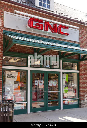 GNC storefront sign - USA Stock Photo - Alamy