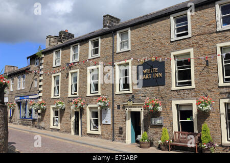 White Hart Inn, Hawes, North Yorkshire Dales, National Park, UK Stock ...