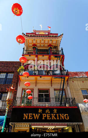 San Francisco, California: view of Chinatown, chinese ethnic ...