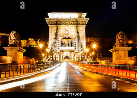 Blurred chain bridge in Budapest at night. Hungarian landmarks Stock ...
