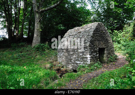 Maen-du Well Holy well Brecon Powys Wales Cymru UK GB Stock Photo - Alamy