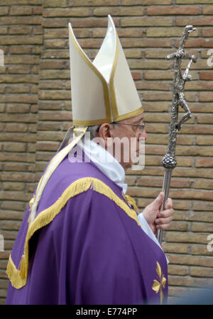 Pope Francis at the Ash Wednesday Penitential Procession to mark the ...