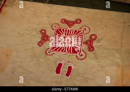Divali decoration on a stoop, Udaipur, Rajasthan, India Stock Photo - Alamy