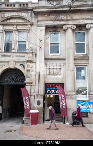 Tesco Express in Market Street, Colne, Lancashire, UK Stock Photo - Alamy
