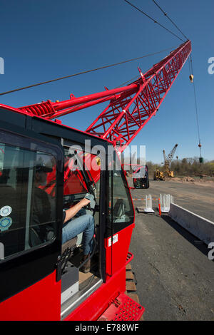 Crane training at International Union of Operator's Engineers Local 478 ...