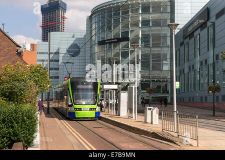 Centrale Tram Stop, Croydon Stock Photo - Alamy