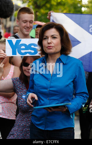 Jane Hill, BBC news journalist, on College Green, Westminster reporting ...