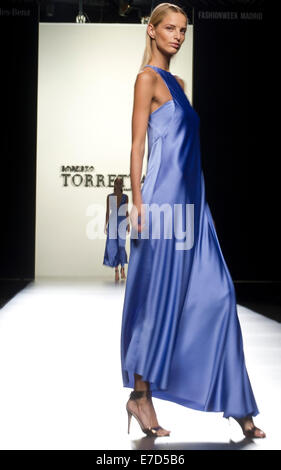 Models pose at the Roberto Torretta Fashion Showduring the Fashion Week ...
