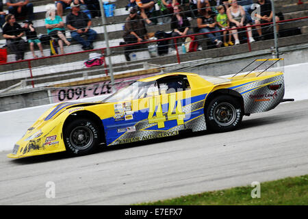 OSCAAR Outlaw SUper Late Model driver TODD CAMPBELL #07 Stock Photo - Alamy