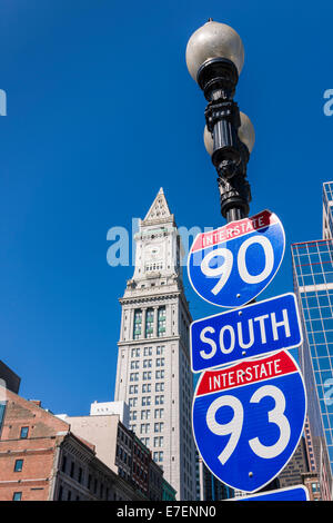Interstate sign, I-90, USA Stock Photo - Alamy
