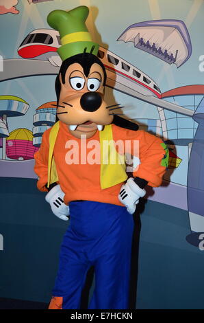 Goofy at Magic Kingdom at Walt Disney World Orlando Florida FL Stock ...