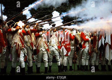Redcoat firing musket Stock Photo - Alamy