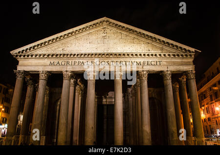 The portico and pillar of the Pantheon. Ancient Roman Temple. Now a ...