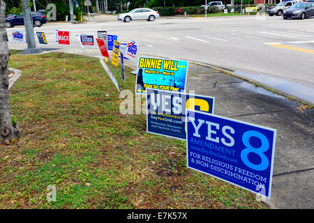 road signs clutter Stock Photo - Alamy