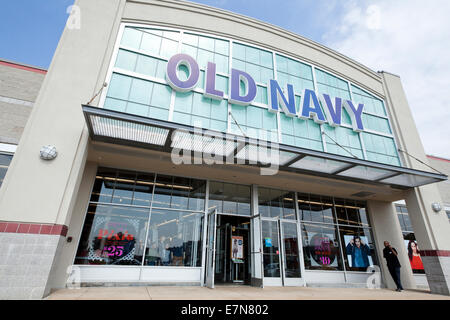 Old Navy store, USA Stock Photo - Alamy