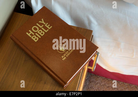 Gideons bible in hotel room bedside drawer Stock Photo: 138566869 - Alamy