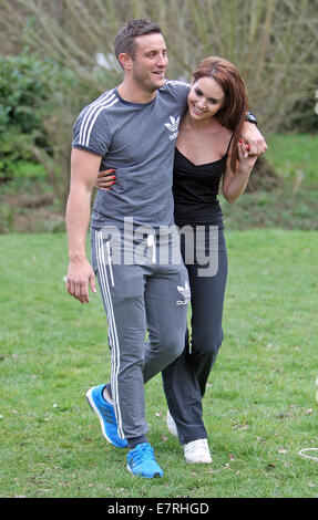 TOWIE star Elliott Wright working out with new girlfriend Danielle Zarb ...