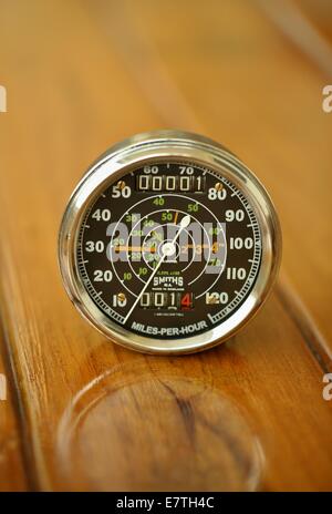 Smiths Chronometric speedometer made in England Stock Photo - Alamy