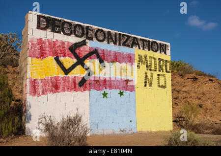 Swastika graffiti on wall in Spain Stock Photo - Alamy