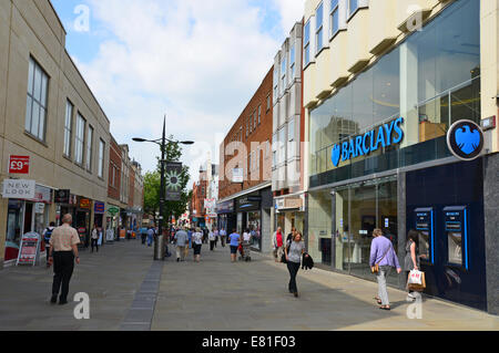 Pedestrianised Regent Street, Swindon, Wiltshire, England, United ...