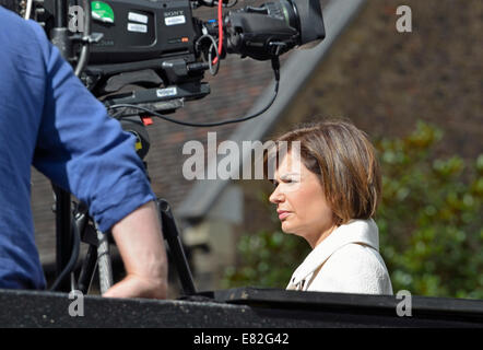 BBC Newsreader Jane Hill doing a live outside broadcast from College ...