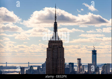 NBC Tower, 30 Rock Building At Night in Rockefeller Center, Manhattan ...