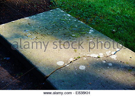 grave stone of ebenezer scrooge Stock Photo, Royalty Free Image ...