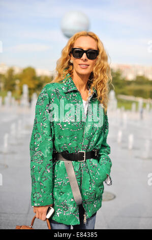 Elina Halimi arriving for the Maxime Simoens Spring/Summer 2015 fashion ...