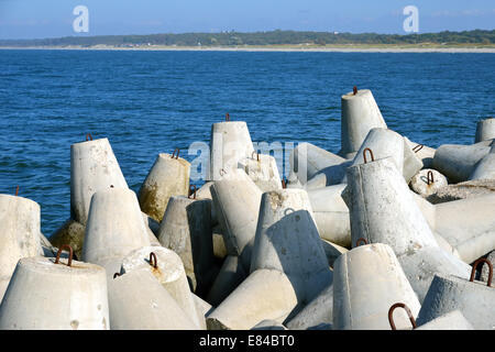 Concrete tetrapod tetrapods coastal sea defences Isle of Wight Stock ...