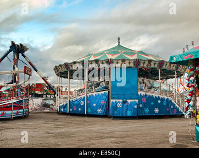 New York State Fair midway ride before opening Stock Photo - Alamy