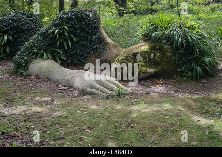 The Mud Maid woodland sculpture at The Lost Gardens of Heligan ...