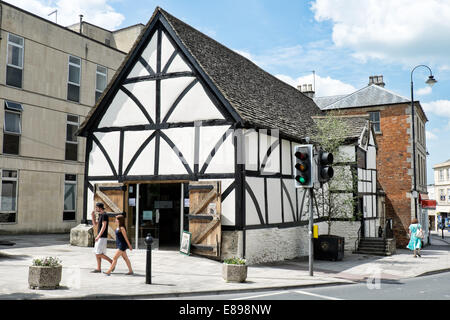 Yelde Hall Chippenham Wiltshire - Medieval building now acting as the ...