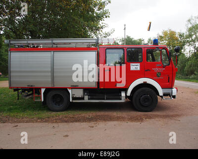 The Mercedes 1222 Metz is a fire engine used by Feuerwehr Bexbach, Lbz ...