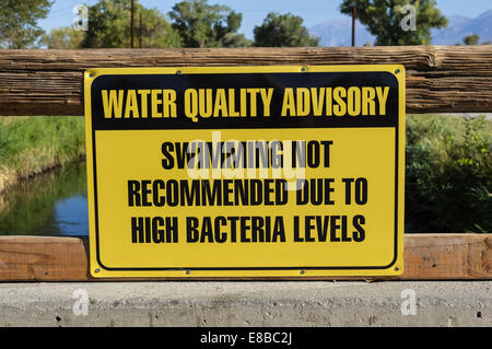 Pollution Warning Sign Stock Photo - Alamy