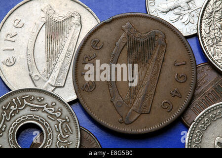Coins of Ireland. Celtic harp depicted in the Irish pound coins Stock ...