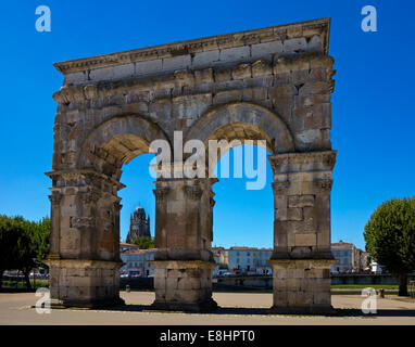 Arch of Germanicus, ancient Roman arch, Saintes, Charente-Maritime ...