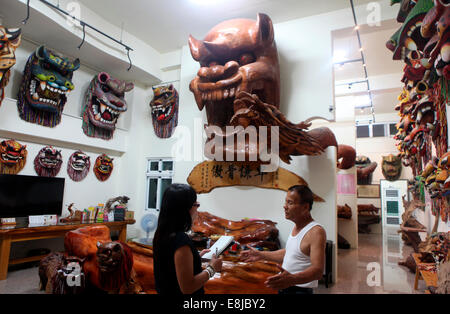 Huang Junran built a Lion Museum which collected over 300 lion masks ...