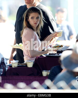 Cast members on the set of 'Cake' Featuring: Anna Kendrick Where: Los ...