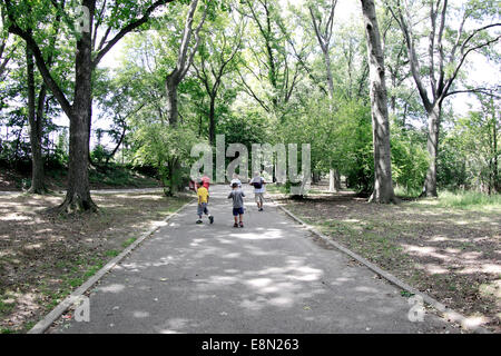 Van Cortlandt park Bronx New York Stock Photo - Alamy