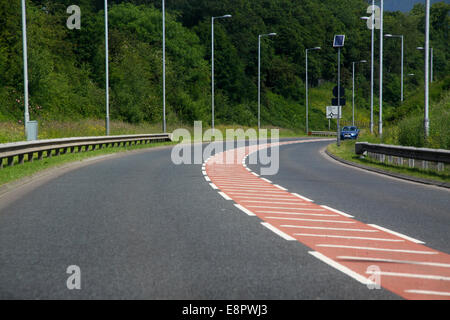 Red hatched area in middle of carriageway Stock Photo - Alamy