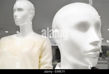 Female dummy inside a casual clothing store Stock Photo - Alamy