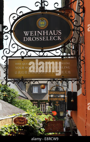 Sign 'Drosselgasse', UNESCO World Heritage Upper Middle Rhine Valley ...