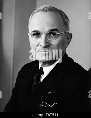 Harry S Truman, portrait of the 33rd President of the USA, c.1945 Stock ...