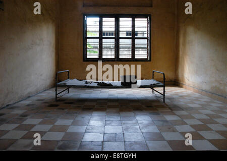 Torture bed in prison cell Stock Photo - Alamy