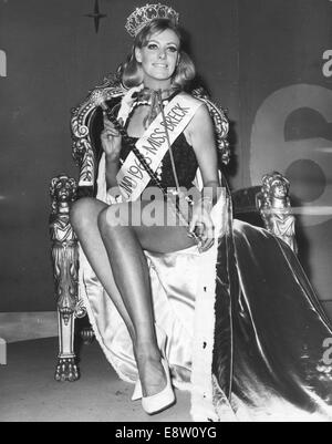 Beauty Contests - Miss United Kingdom - Blackpool. Contestants in the ...