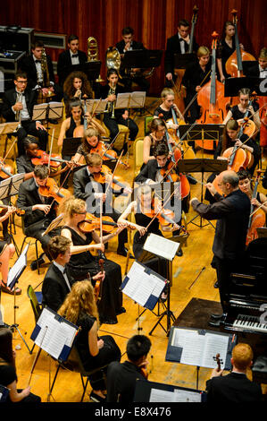 Strings: The cello section of London Schools Symphony Orchestra ...
